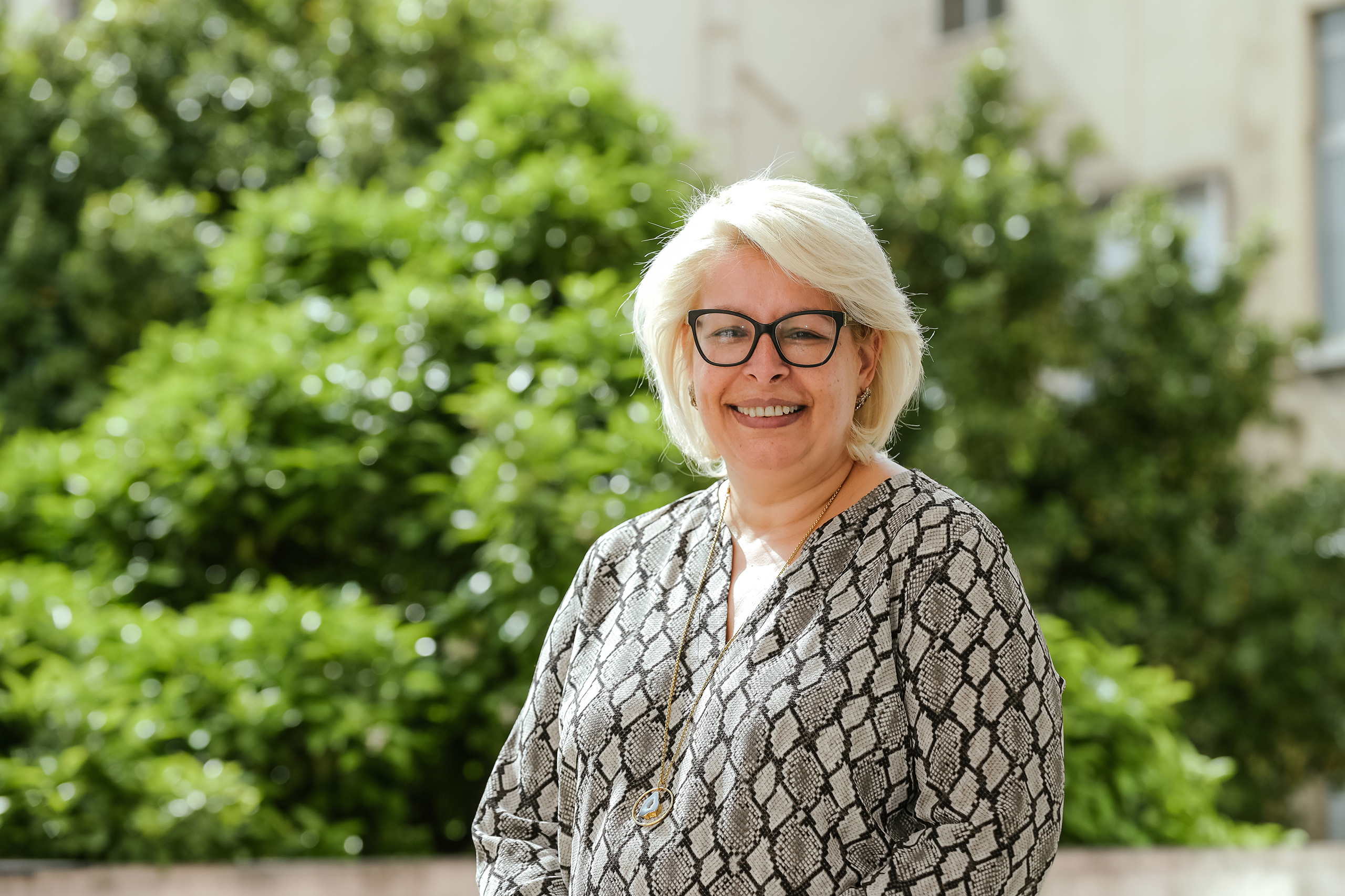 Biography - Teresa Damásio